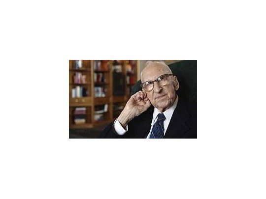 El hombre más viejo del mundo celebra sus 114 años