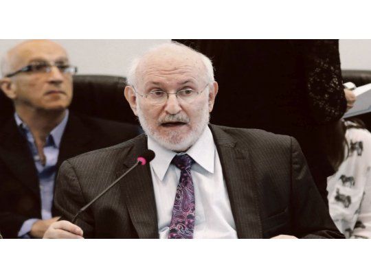 Blejer: el Gobierno se endeuda para “comprar paz social”