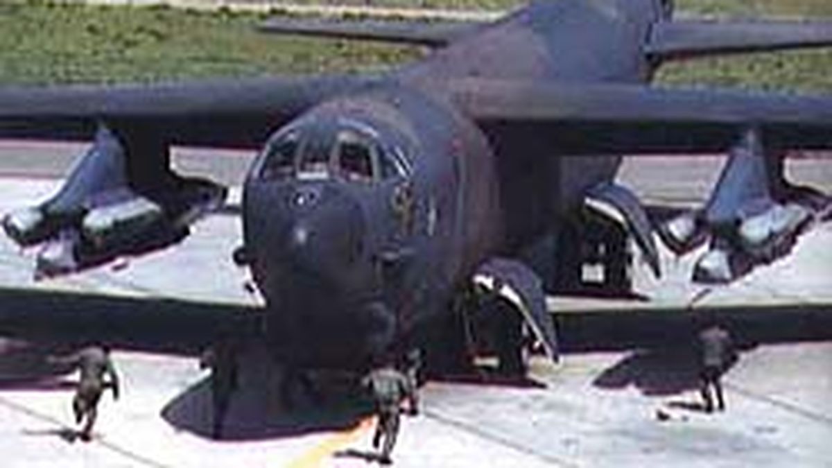 EEUU: avión sobrevuela el país con armas nucleares a bordo