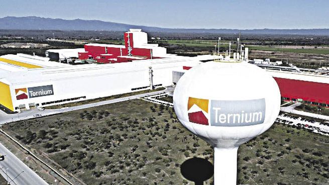 Techint invertirá más en México ante menor venta de acero en Argentina