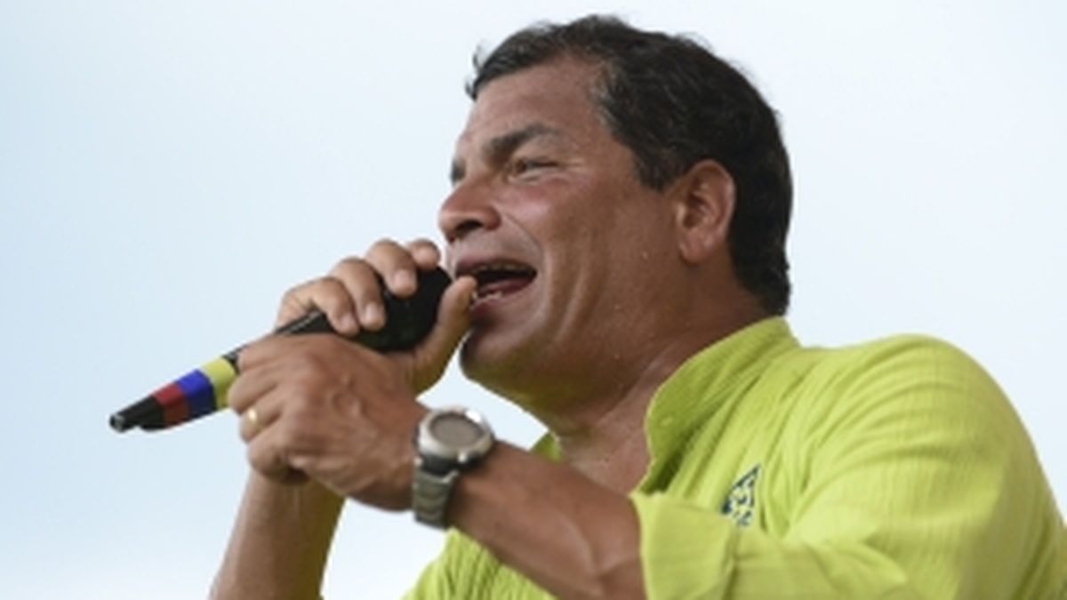 Ecuador: Correa cerró su campaña ante una multitud