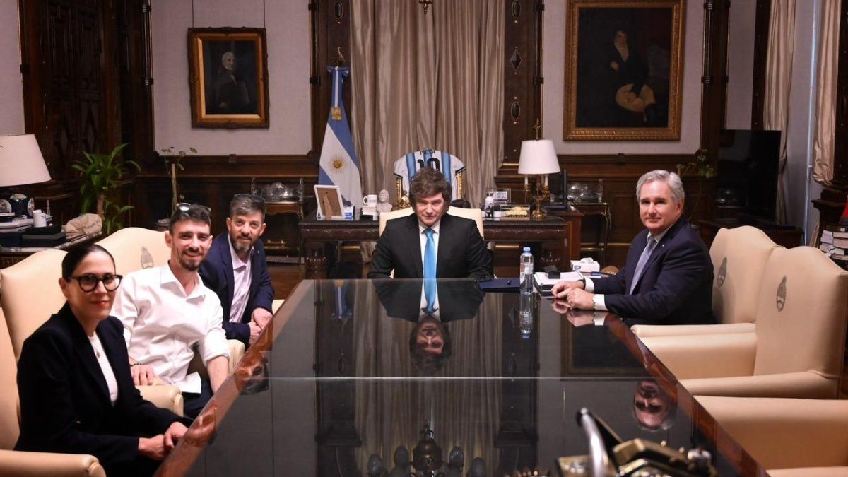 Javier Milei se reunió con los hermanos David y Ariel Cunio, liberados ...