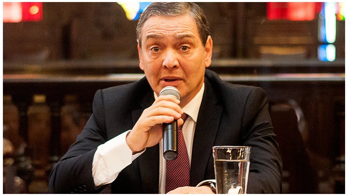 El juez Aguinsky ordenó que el dinero recaudado del contrabando sea ...