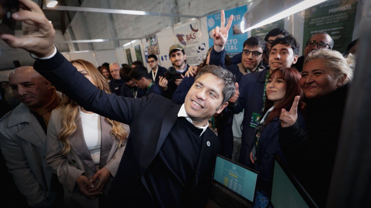 Axel Kicillof encabeza encuentro con intendentes bonaerenses para ...