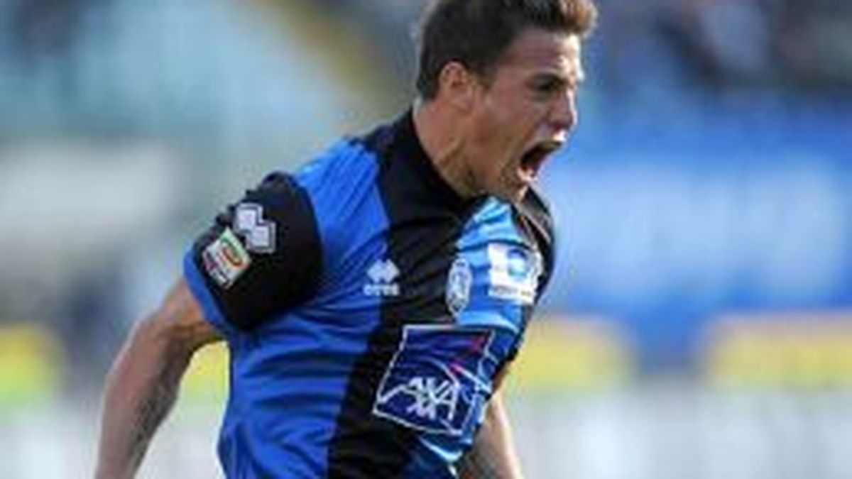Denis volvió a marcar y se convirtió en el goleador del Calcio