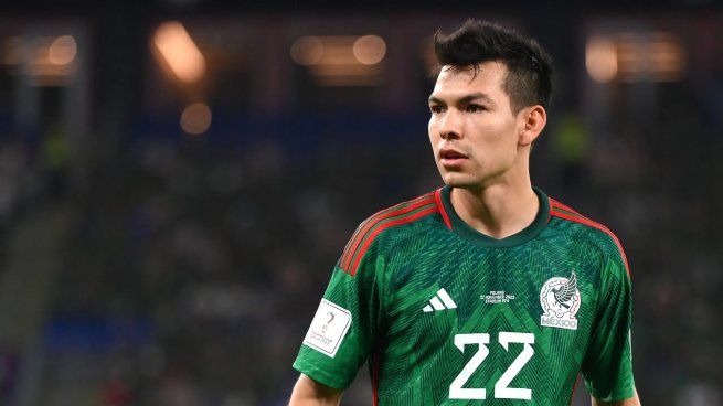 De cuánto es la fortuna de Chucky Lozano, el segundo futbolista que más ...