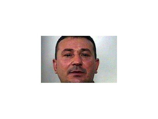 Detienen a jefe de la mafia calabresa, uno de los más búscados de Italia