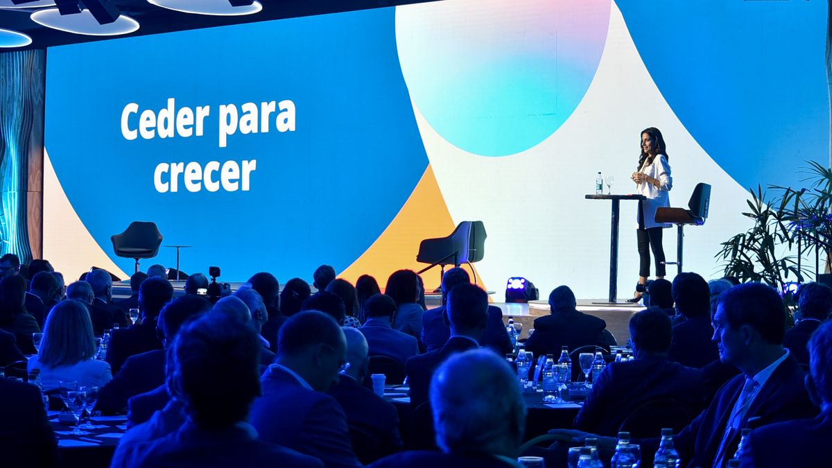 ¿Quién (y qué) tiene que ceder?, la pregunta incómoda en el Coloquio de IDEA