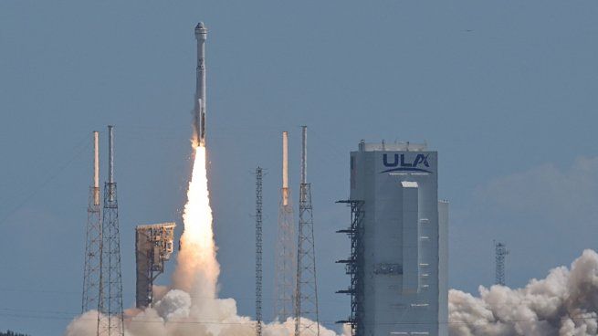 Boeing lanzó su primera nave tripulada al espacio