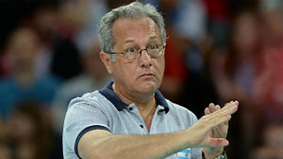 Velasco busca corregir viejos errores de Argentina