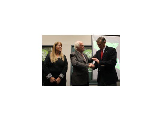 Binner ya pide a Stolbizer como vice