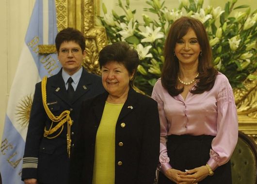 Cristina se reunió por primera vez con la embajadora de EEUU