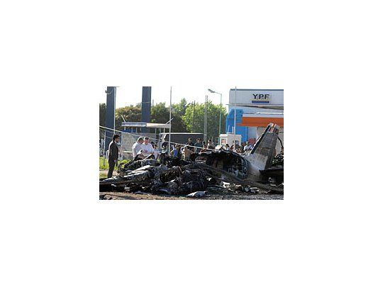 Cayó una avioneta cerca de la Panamericana: hay dos muertos