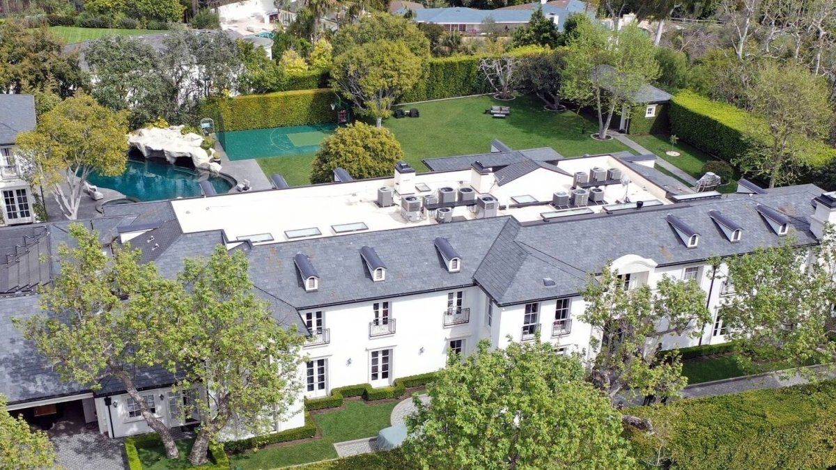 El rapero Sean Diddy Combs pone a la venta su mansión de Los Ángeles