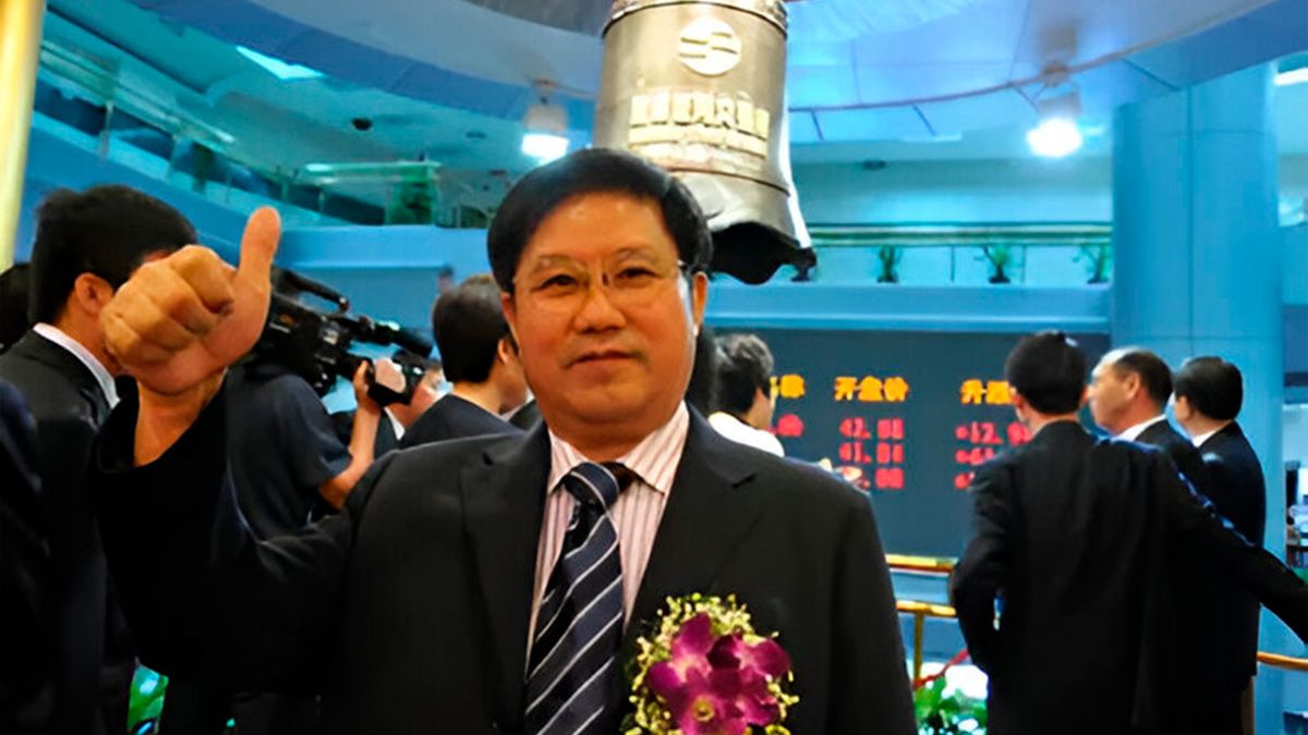 Quién es Jiang Rensheng, el multimillonario chino que pasó del ...
