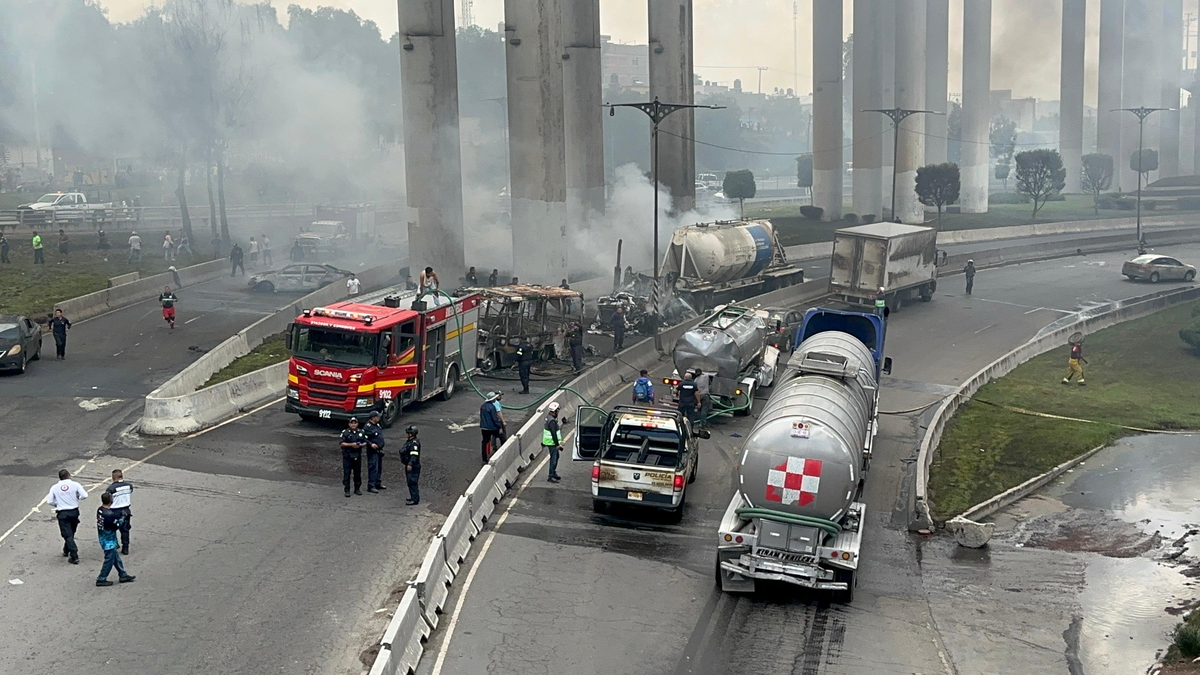 Así escapaban las personas tras la EXPLOSIÓN DE PIPA DE GAS en PUENTE ...