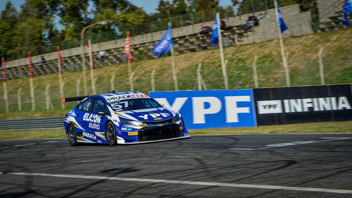 TC2000: Vivian se quedó con el lugar más deseado en la clasificación de Rosario