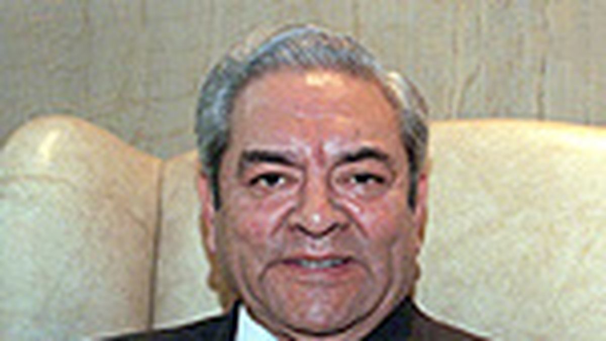 Murió Erman González