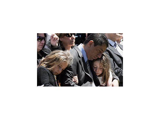 EEUU: llegan a millonario acuerdo familiares de víctimas de la masacre ...