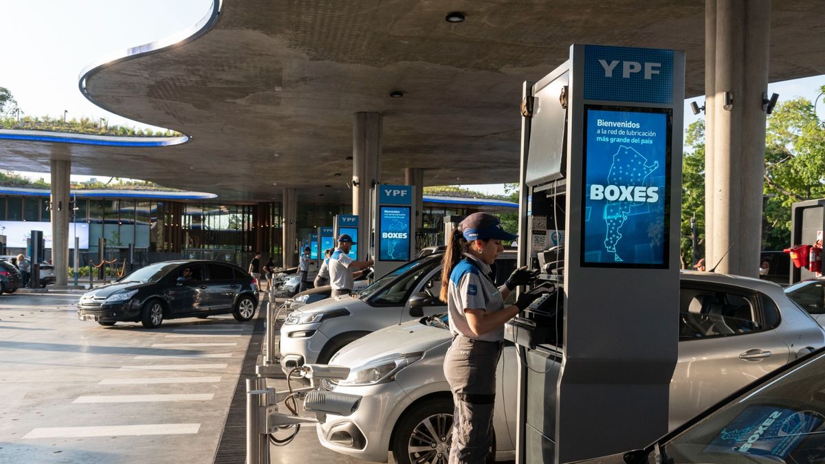 YPF inauguró la estación de servicio más moderna de América Latina