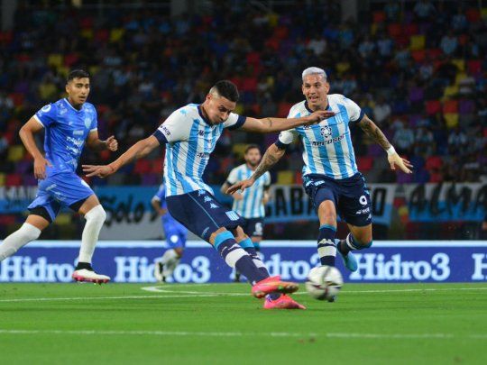 Racing ganó sin sobresaltos en su debut por Copa Argentina