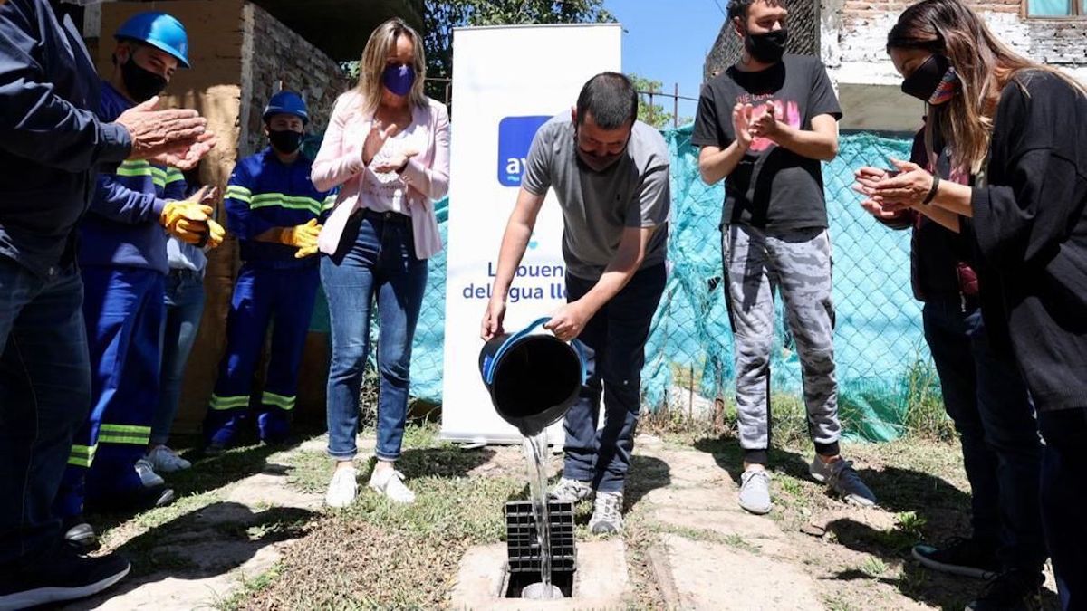 Malena Galmarini inauguró una expansión del servicio de AySA en Tigre