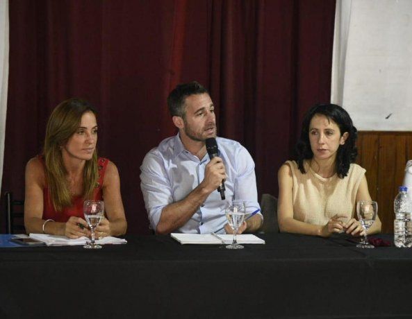 Tolosa Paz se juntó con Achával y aseguró que Pilar recibirá $53 ...