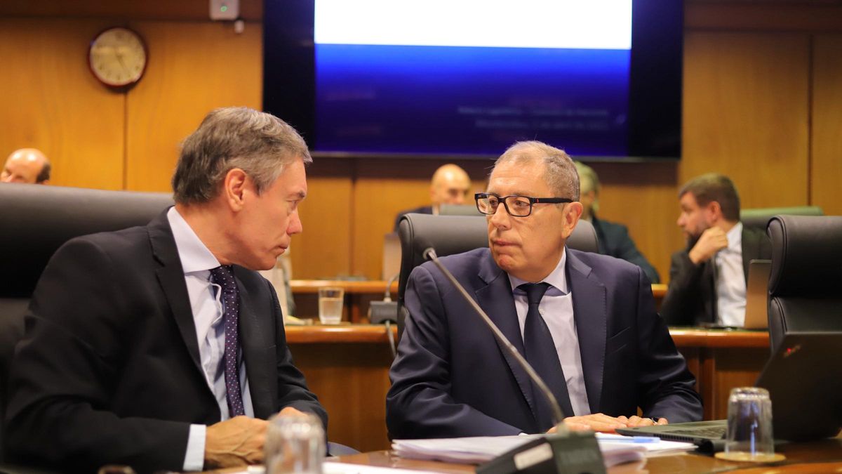 Gabriel Oddone defendió la pesada herencia ante el Parlamento y la ...