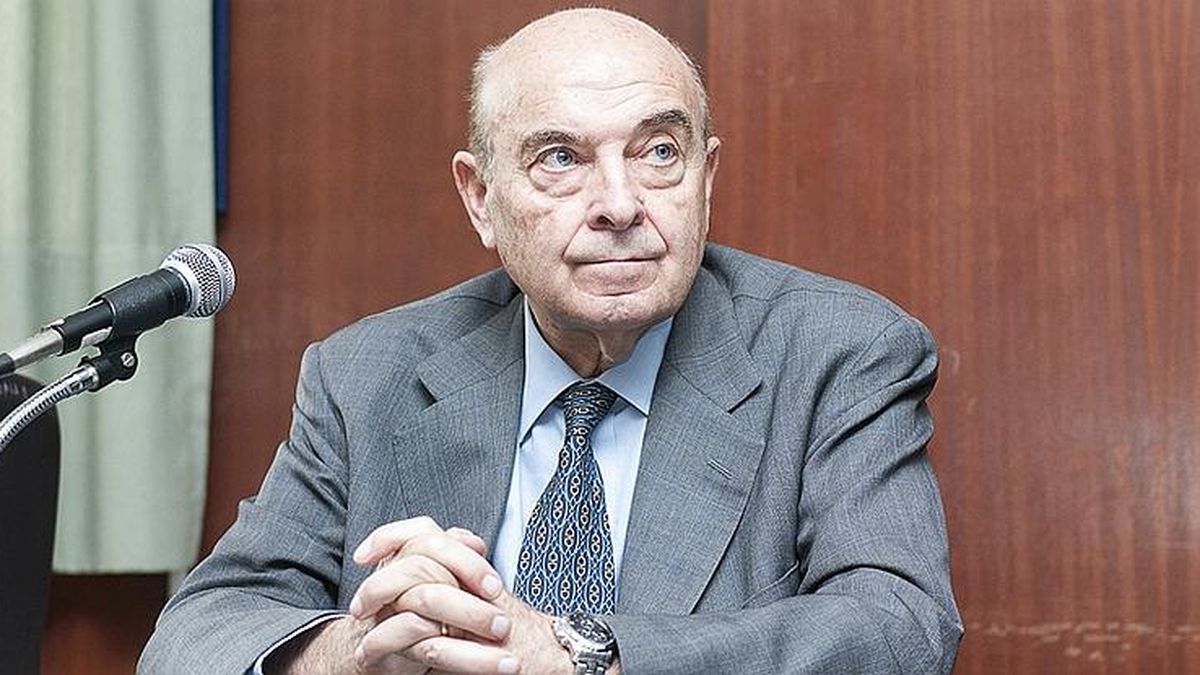 Cavallo volvió a la carga y mostró en qué momento la política monetaria ...