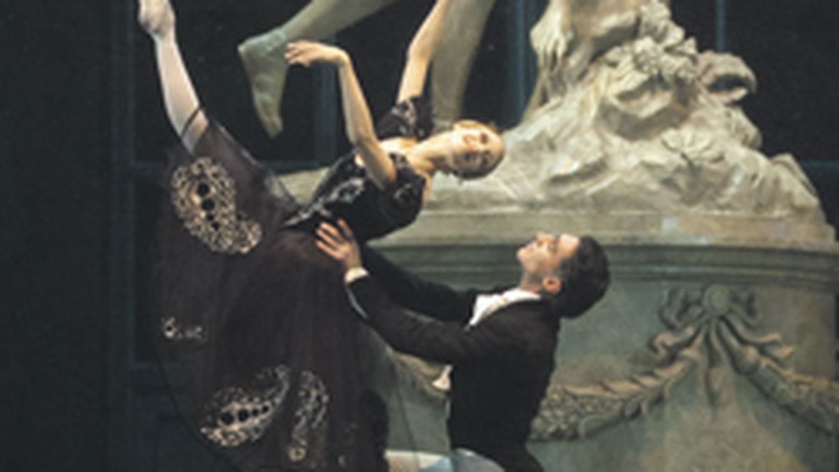 Colón: antológico “Onegin”