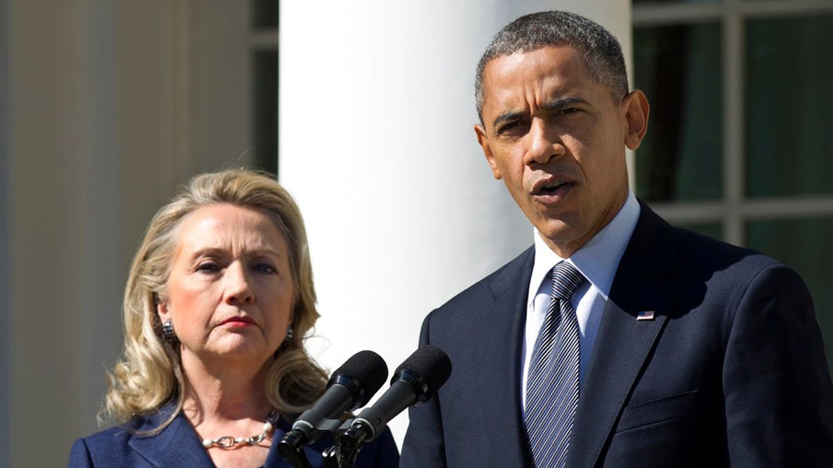 WikiLeaks reveló que Obama ocultó el escándalo de mails de Hillary Clinton