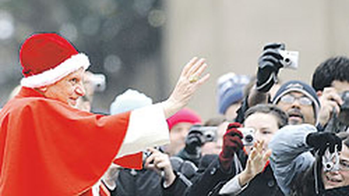 El Papa desempolvó el camauro de Juan XXIII