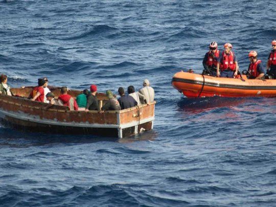 Récord de cubanos que llegan en barcazas improvisadas a EEUU