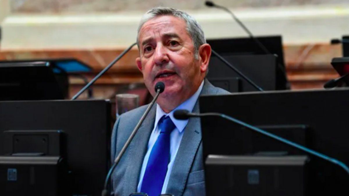 Diputados: Julio Cobos propuso cambiar la hora oficial de Argentina