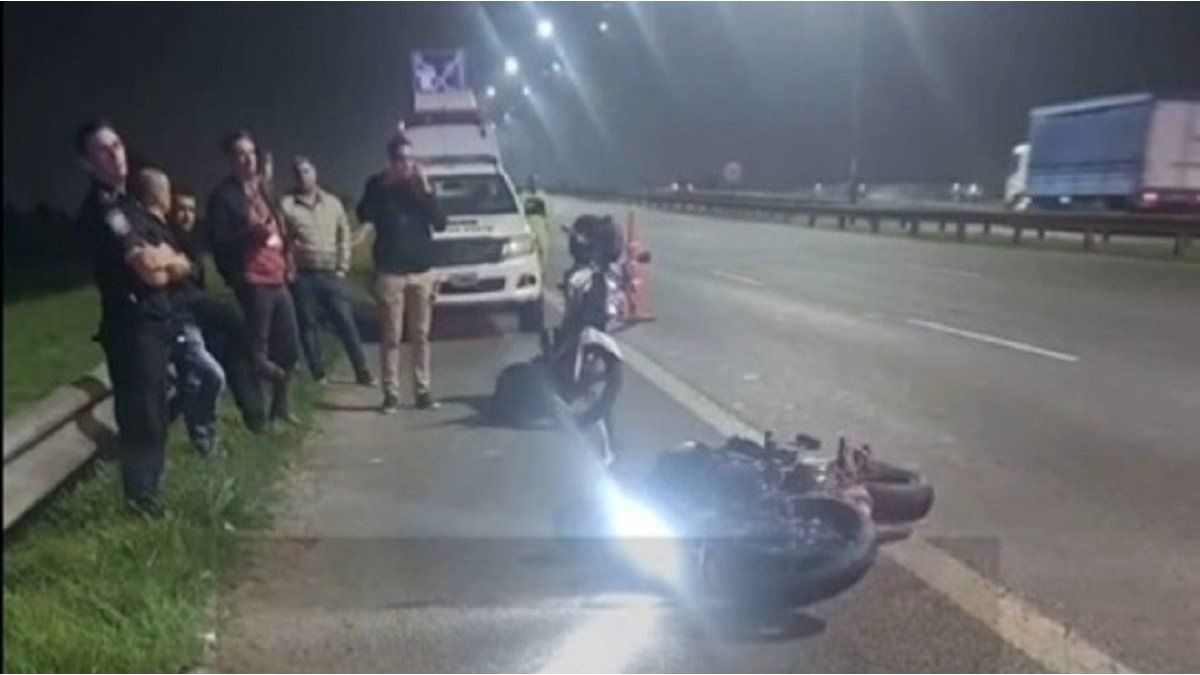 Un custodio de Cristina Kirchner enfrentó a tiros a motochorros en el Camino del Buen Ayre