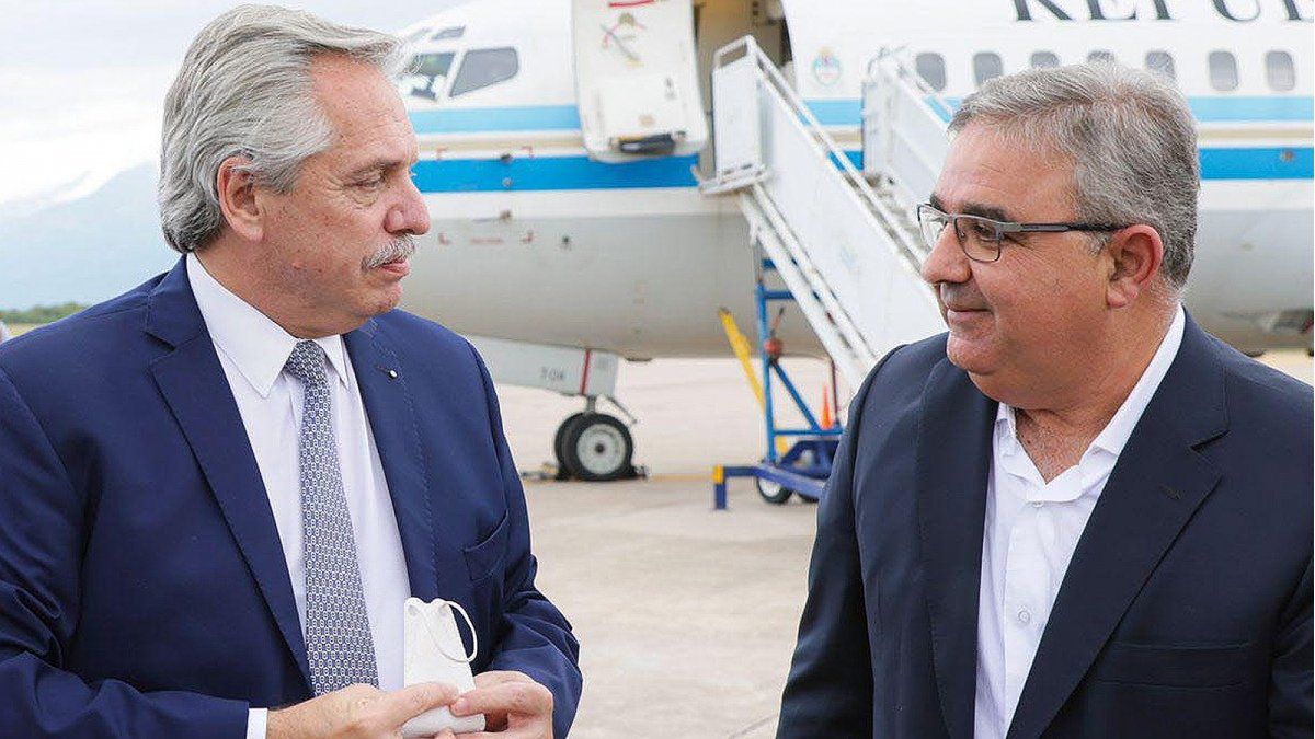 Raúl Jalil insistió con la necesidad de que las PASO sean en octubre y ...