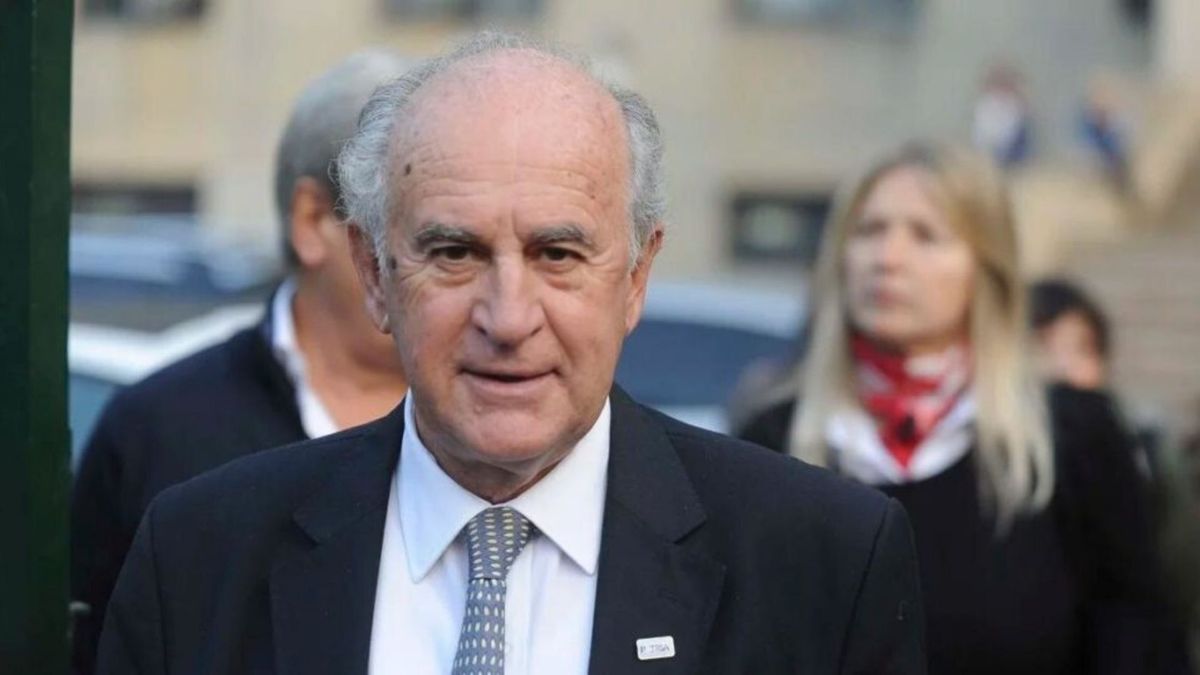 Espionaje: Parrilli reveló robos en el Instituto Patria, seguimientos y ...