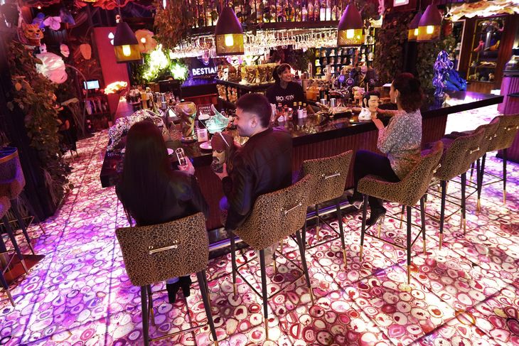 El rooftop donde la ciudad se vive en otra perspectiva, con diseño y ...