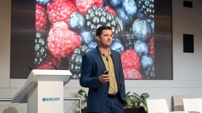 Dejó la escuela y consiguió una fortuna de millones gracias a la receta ...