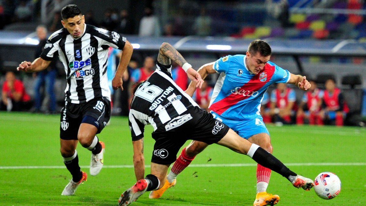 Central Córdoba y Arsenal dieron un show en Santiago del Estero