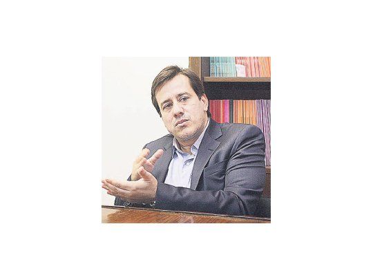 Recalde quiere traspaso de la Policía si llega a jefe porteño Recalde quiere traspaso de la Policía si llega a jefe porteño
