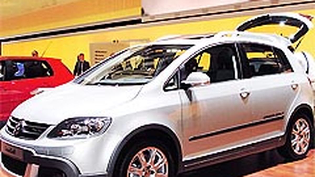 VW CROSS GOLF