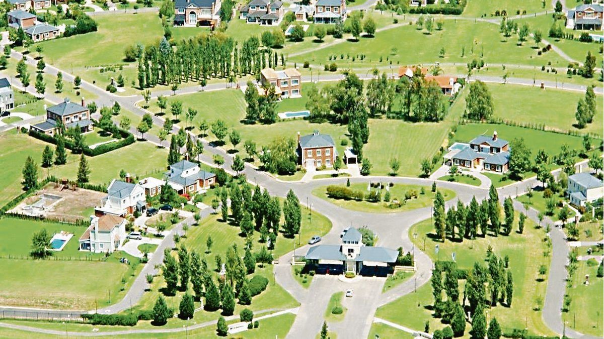 La venta de lotes en countries alcanza récord en la última década