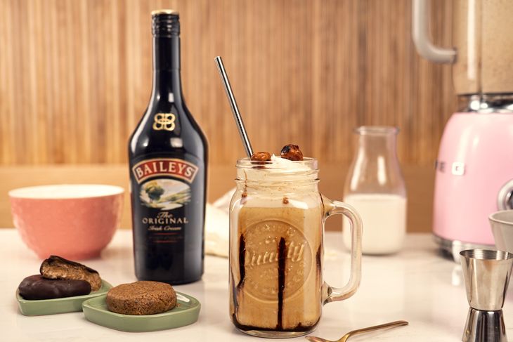 El secreto irlandés: cómo preparar el trago Baileys como un experto