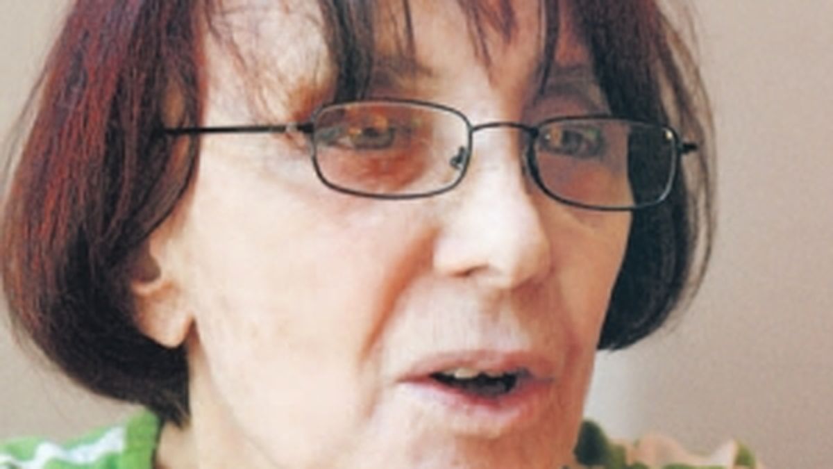 Jelín: “El humor es un bombón envenenado”