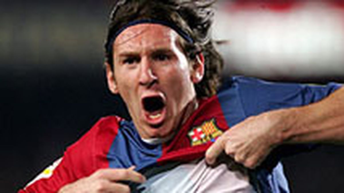 Messi se vistió de Maradona e hizo un gol antológico en el Camp Nou