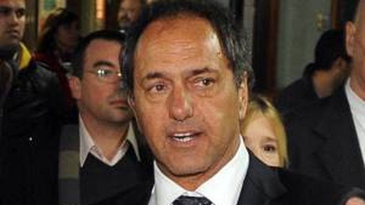 Scioli habló de reformar la Constitución para consolidar los logros