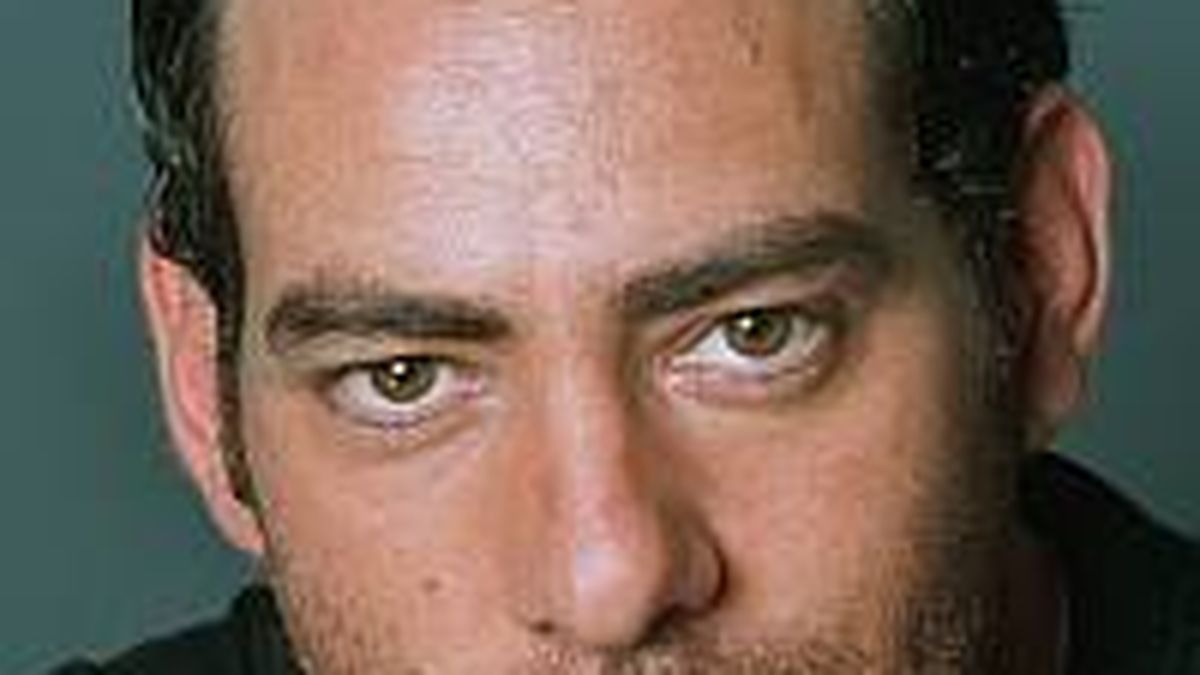 Premiaron a actor argentino en Roma