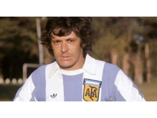 La Selección le realizará un doble homenaje al Loco Houseman ante Italia