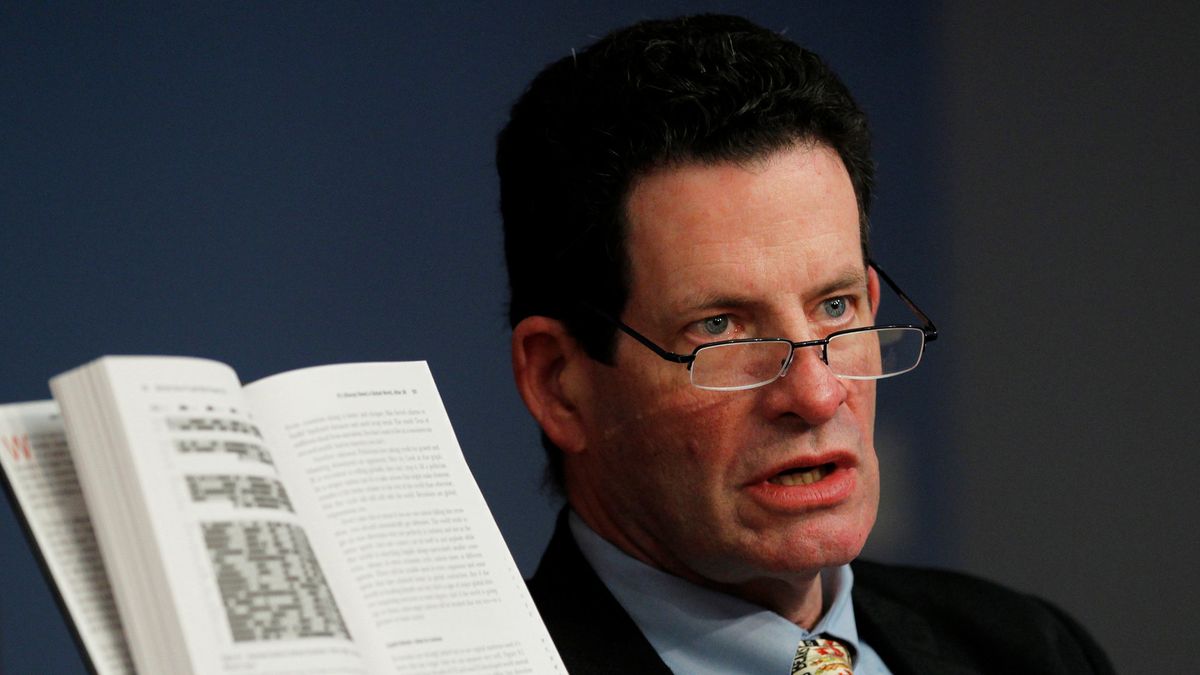 Quién es Ken Fisher, el magnate que cuenta con miles de millones pero ...